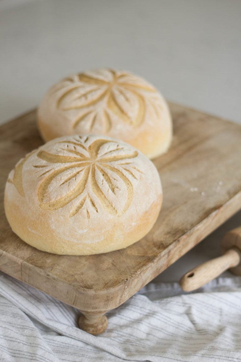 Homemade country bread loaf and how to score it: a step-by-step ...