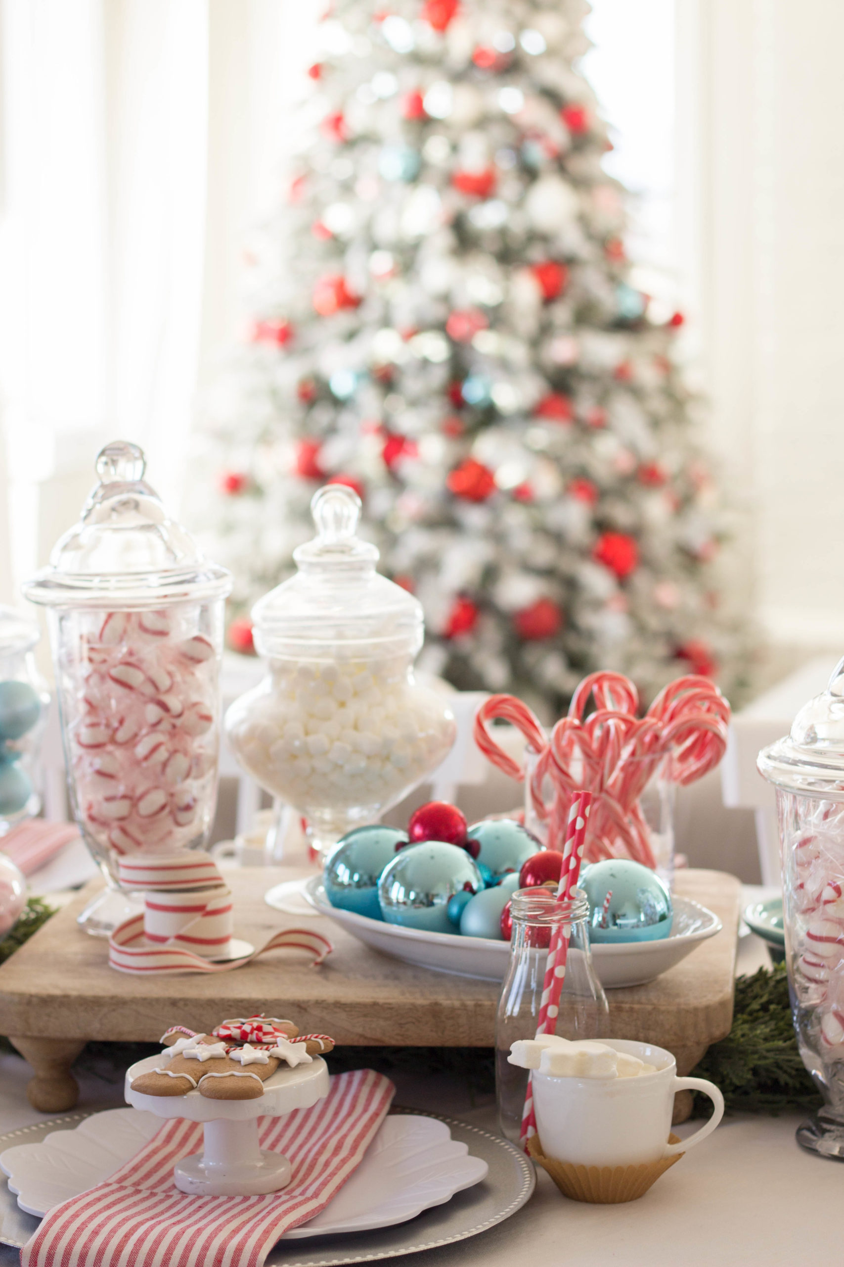 A Whimsical Christmas Table - Handmade Farmhouse