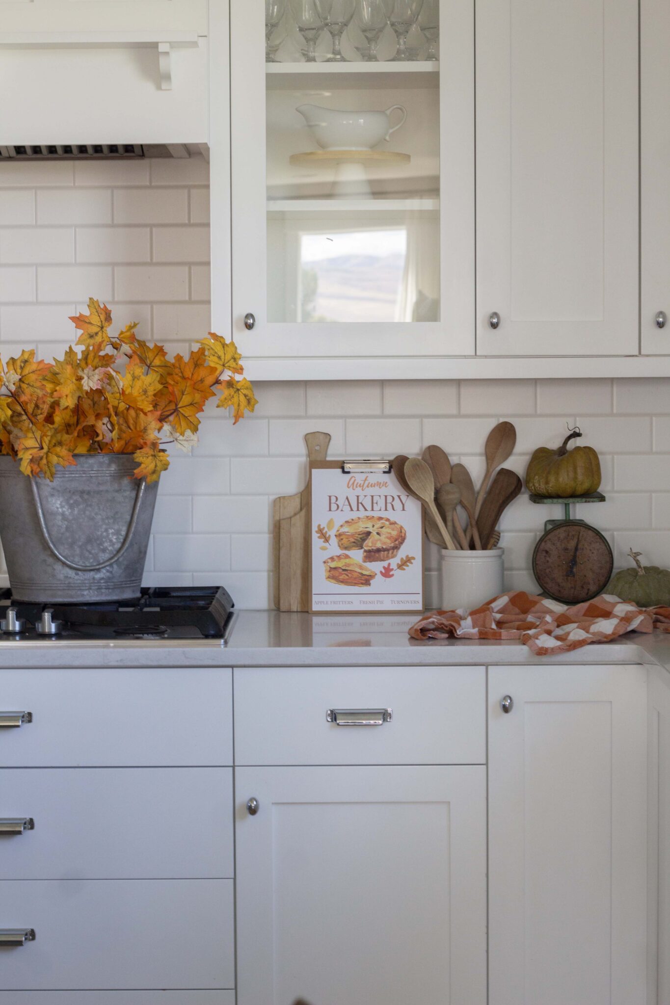 7 Inexpensive or Free Fall Decor Ideas - Handmade Farmhouse