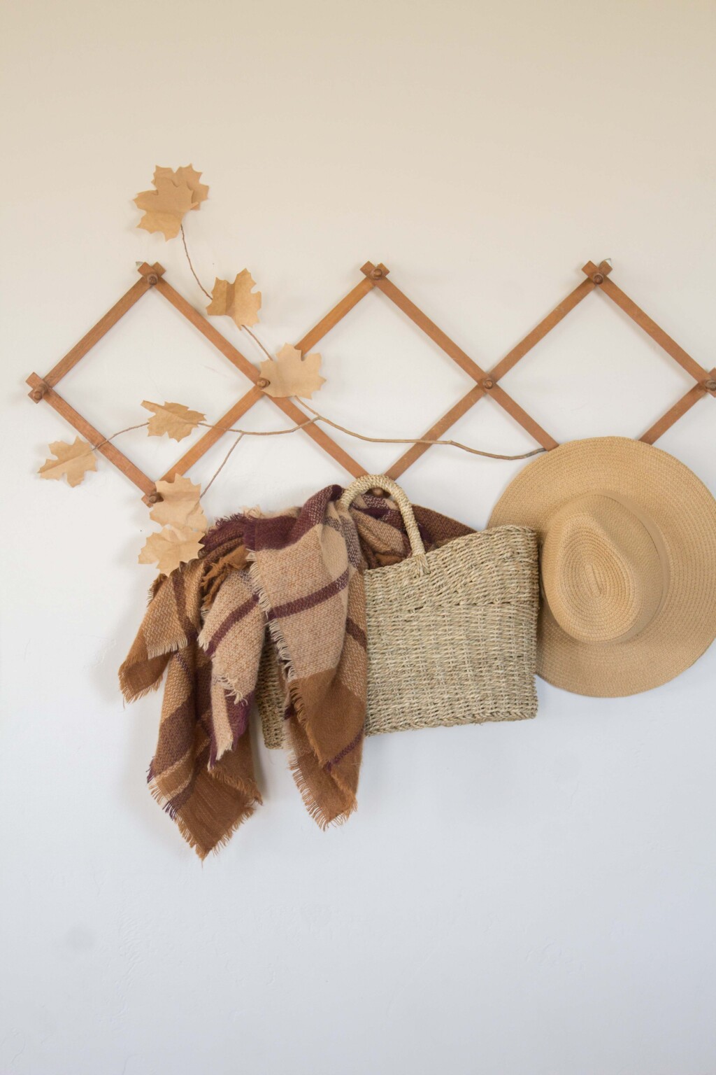 7 Inexpensive or Free Fall Decor Ideas - Handmade Farmhouse