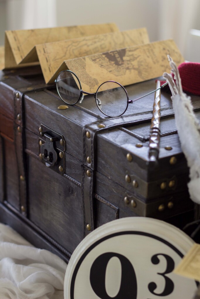 DIY Harry Potter Inspired Décor - Handmade Farmhouse