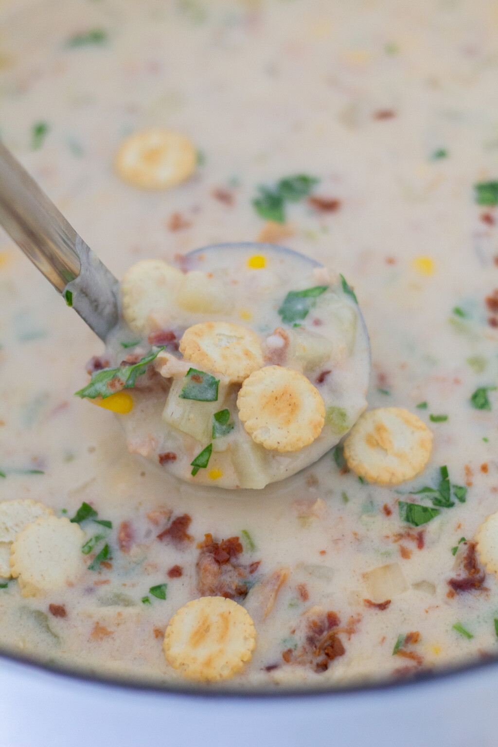 Creamy New England Style Clam Chowder - Handmade Farmhouse